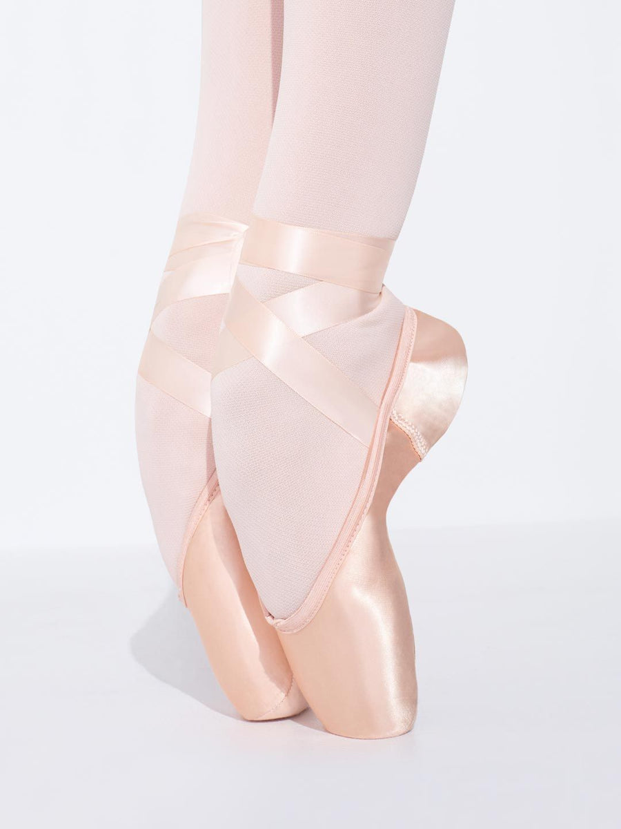 Pointe Shoes | Expert Advice and Professional Pointe Shoe Fittings ...